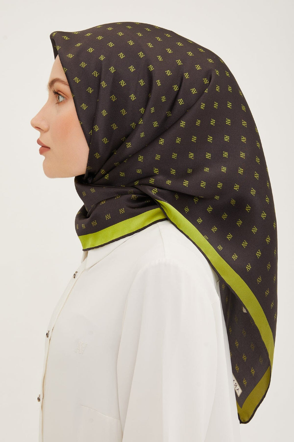 Armine Neon Women Silk Scarf #51 – HijabPlanet Co.
