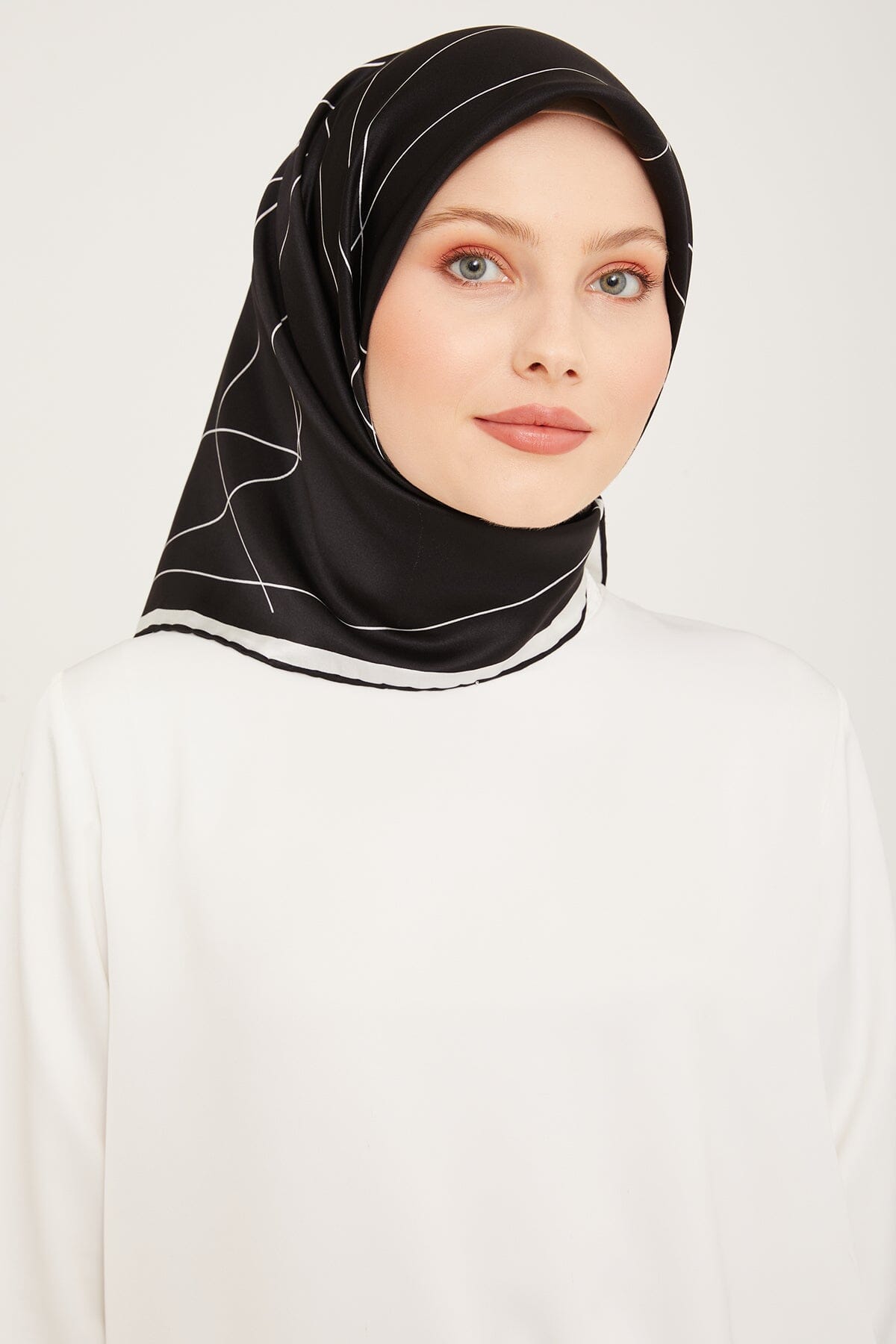 Armine Renee Classy Silk Scarf #4 – HijabPlanet Co.